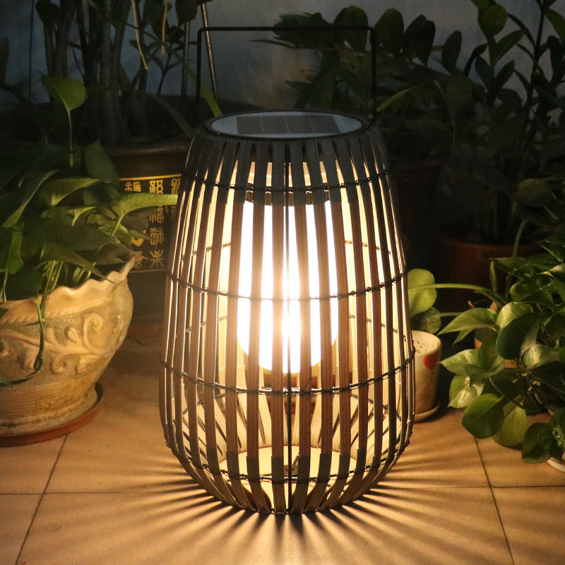 Customized Solar Rattan Garden Lanterns Portable With Handle